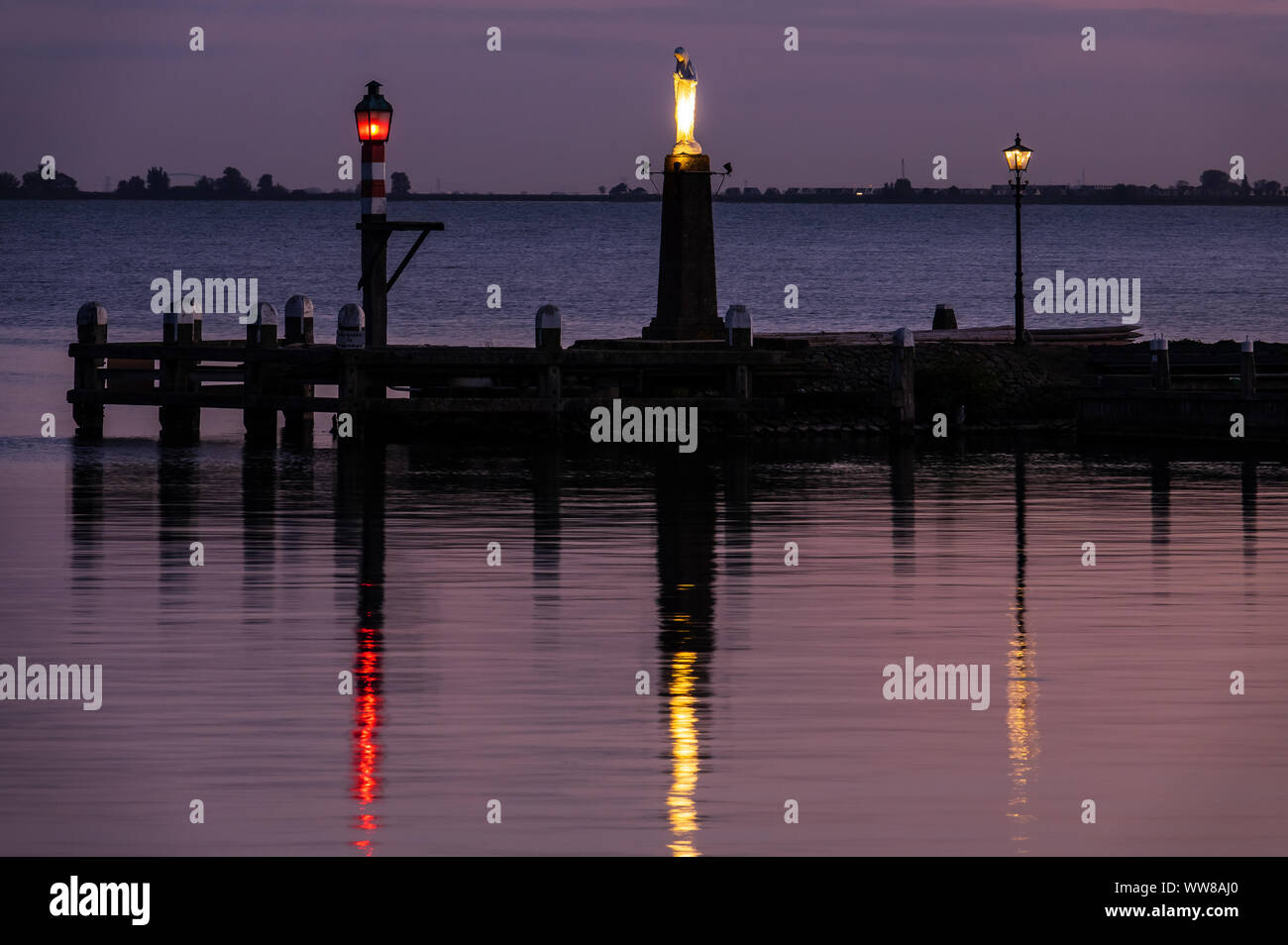 Harbour mole in Volendam at night, NL Stock Photo - Alamy