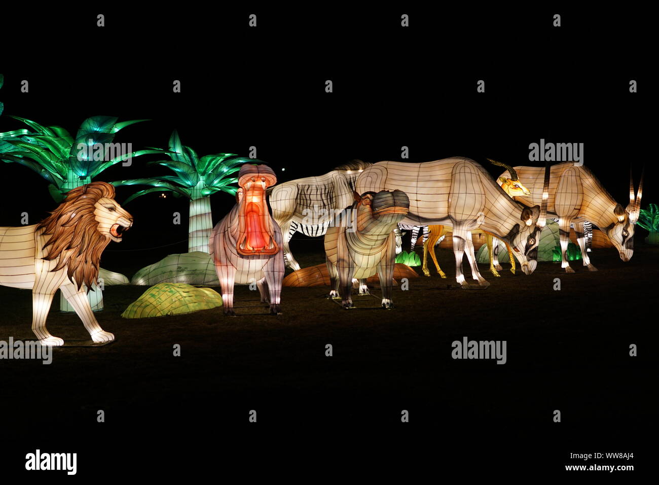 African lantern hi-res stock photography and images - Alamy