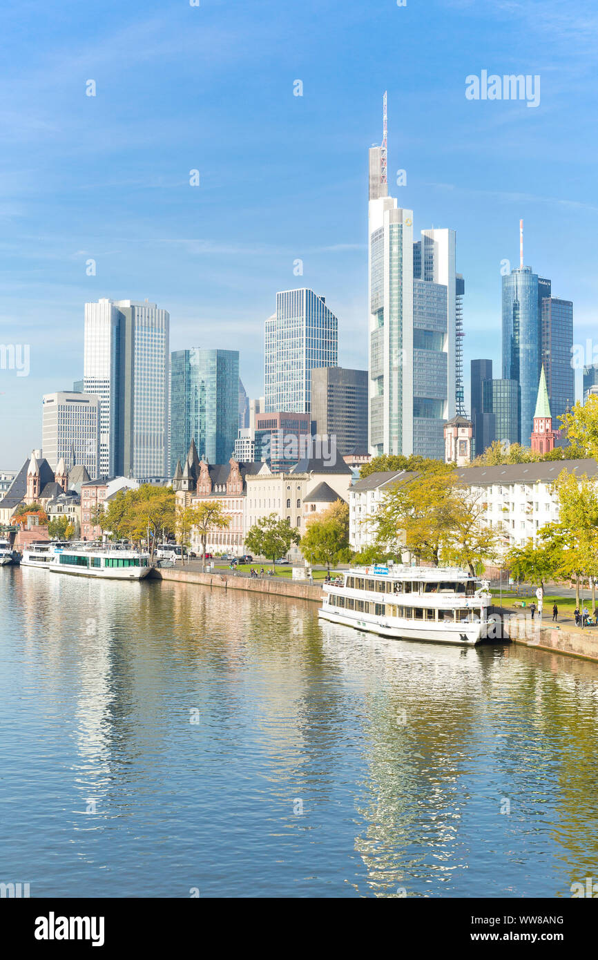 Frankfurt, Skyline, Main, vertical format Stock Photo - Alamy