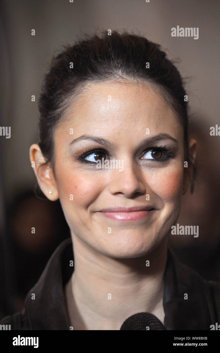 LOS ANGELES, CA. February 01, 2011: Rachel Bilson at the Los Angeles ...