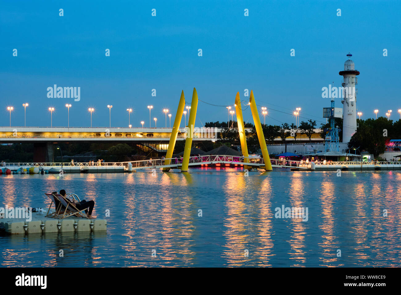 Wien, Vienna, pleasure area 'Copa Cagrana', river Neue Donau (New ...