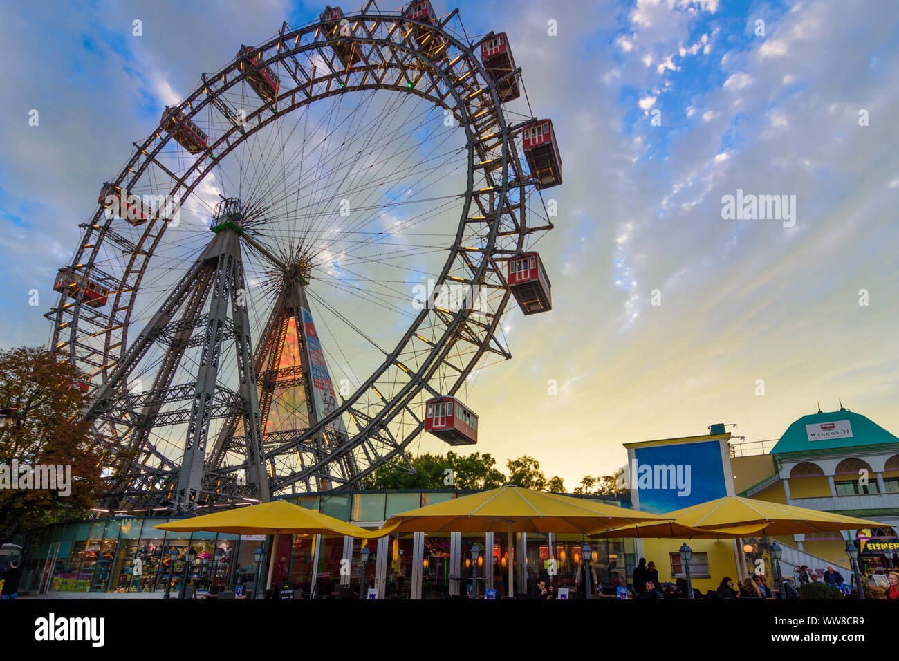 Wien prater riesenrad hi-res stock photography and images - Alamy
