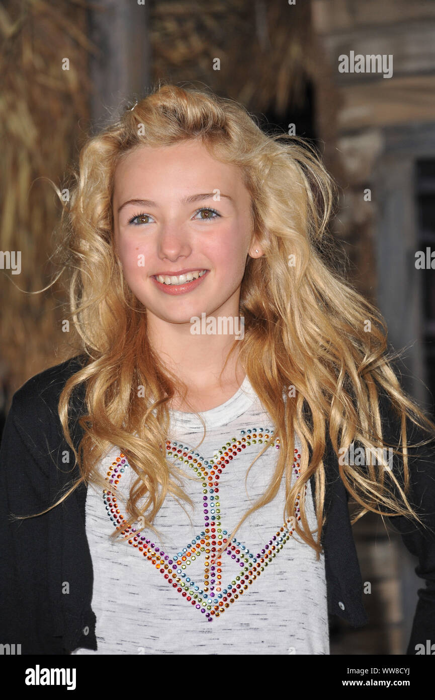 Peyton list half length headshot hi-res stock photography and images ...