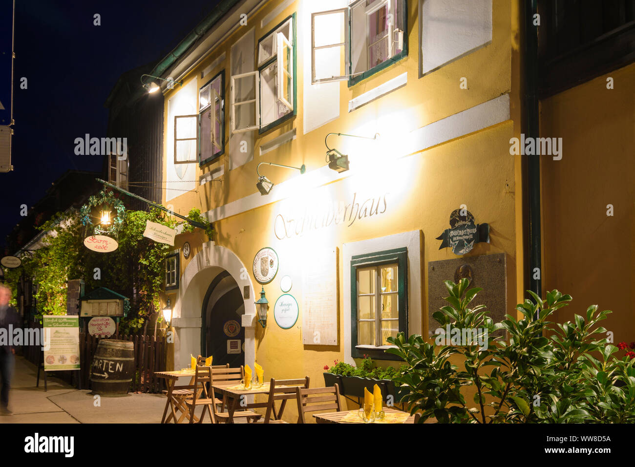Heuriger wine tavern vienna hi-res stock photography and images - Alamy