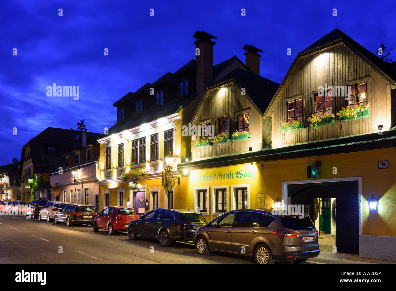 Heuriger wine tavern vienna hi-res stock photography and images - Alamy