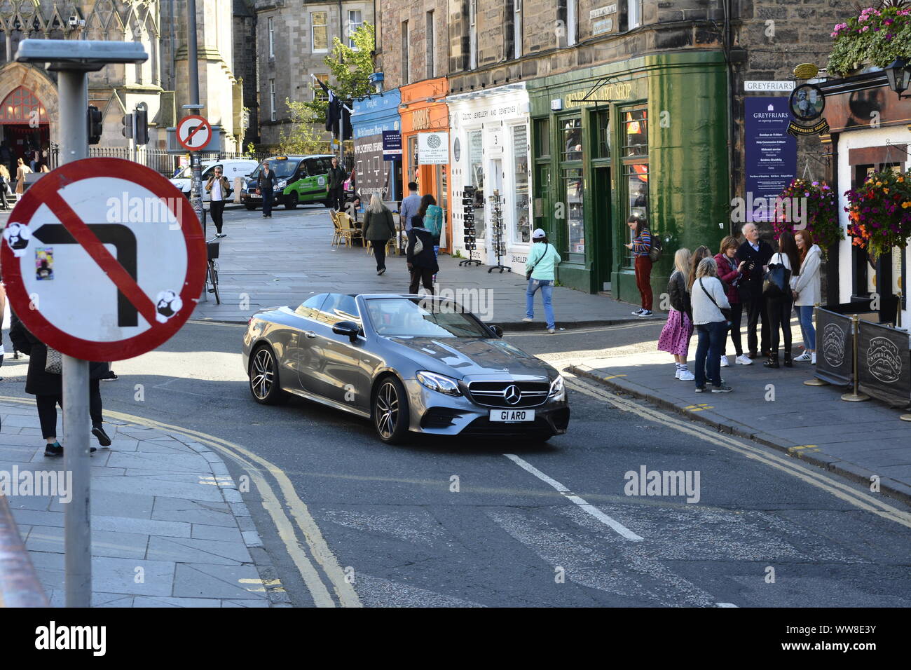 Everyday Life in a City Stock Photo - Alamy