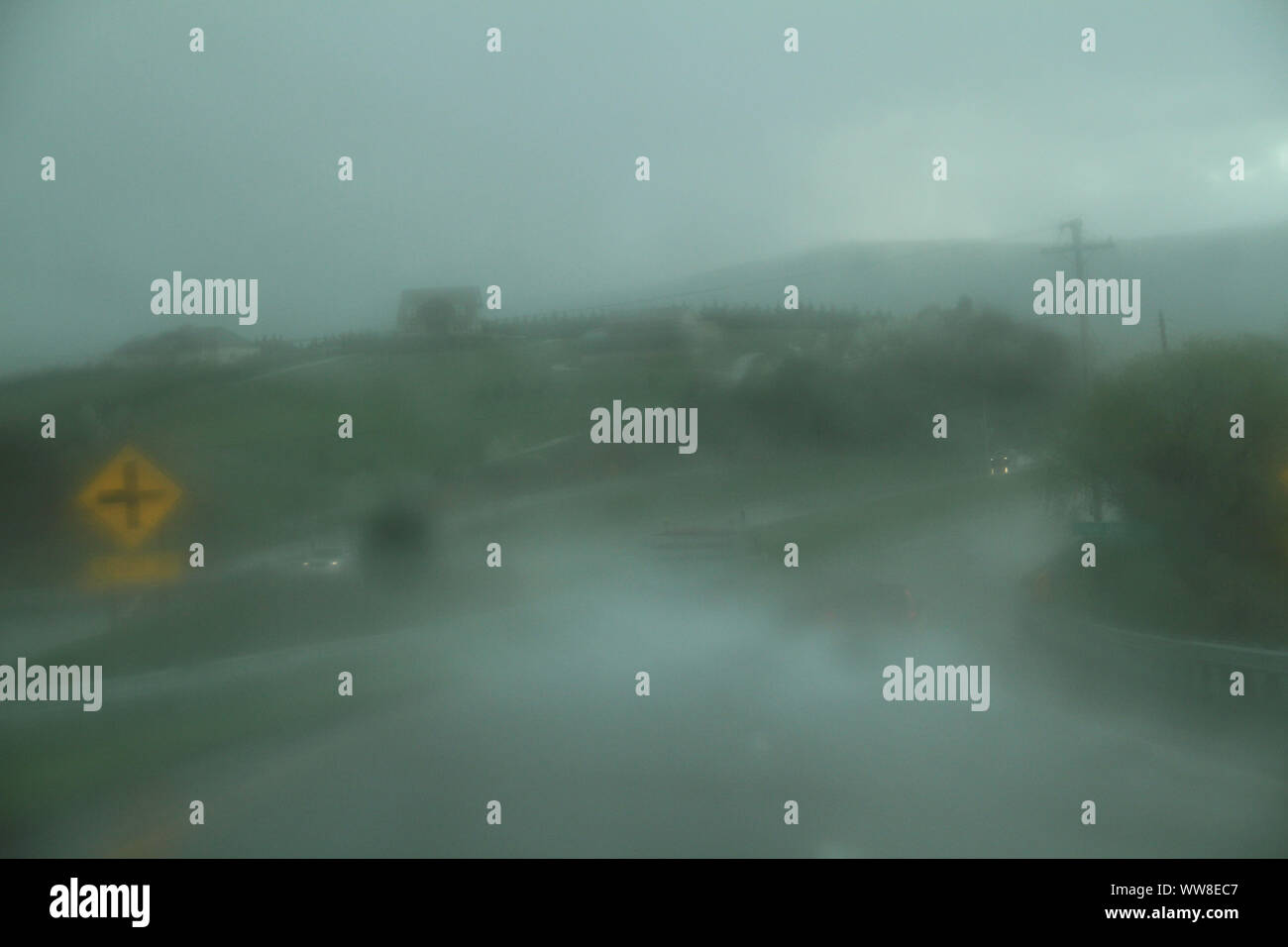 Driving in heavy rain conditions hi-res stock photography and images ...