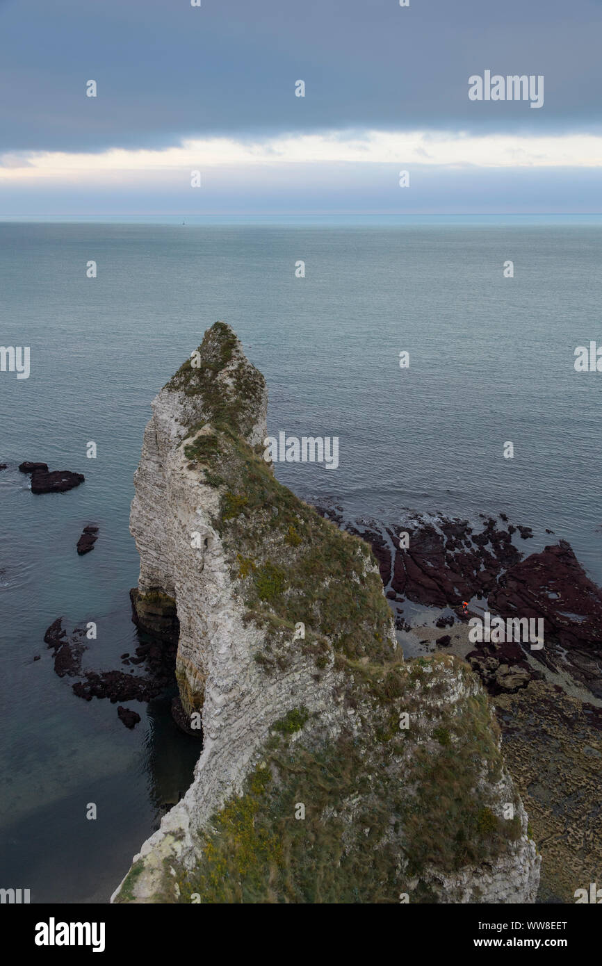 France atlantic ocean cliff hi-res stock photography and images - Alamy