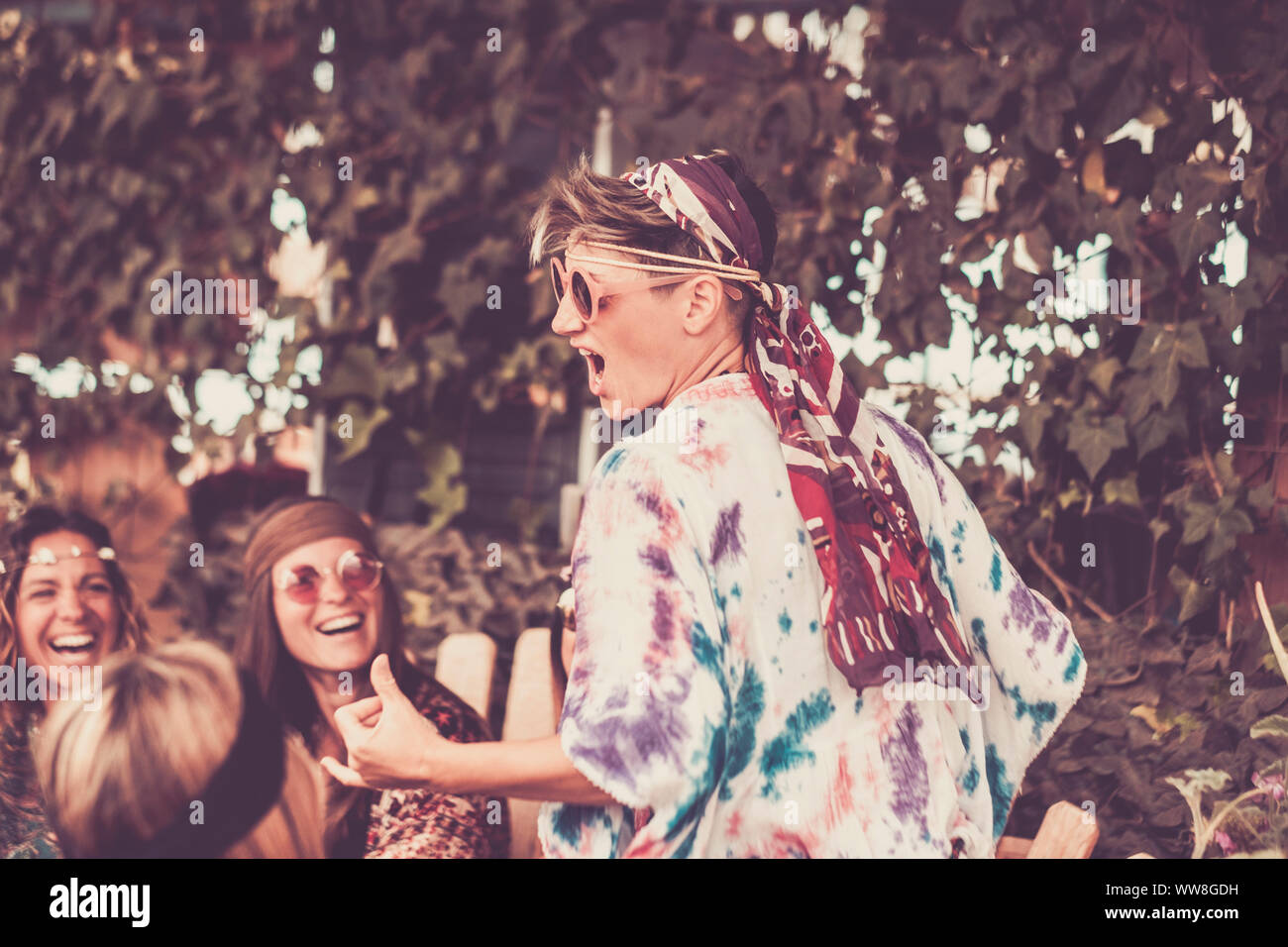 Hippies hi-res stock photography and images - Alamy