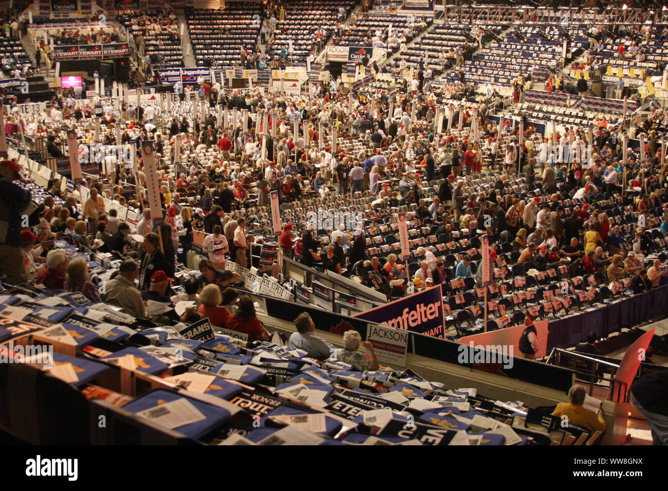 Democratic convention delegates hi-res stock photography and images - Alamy