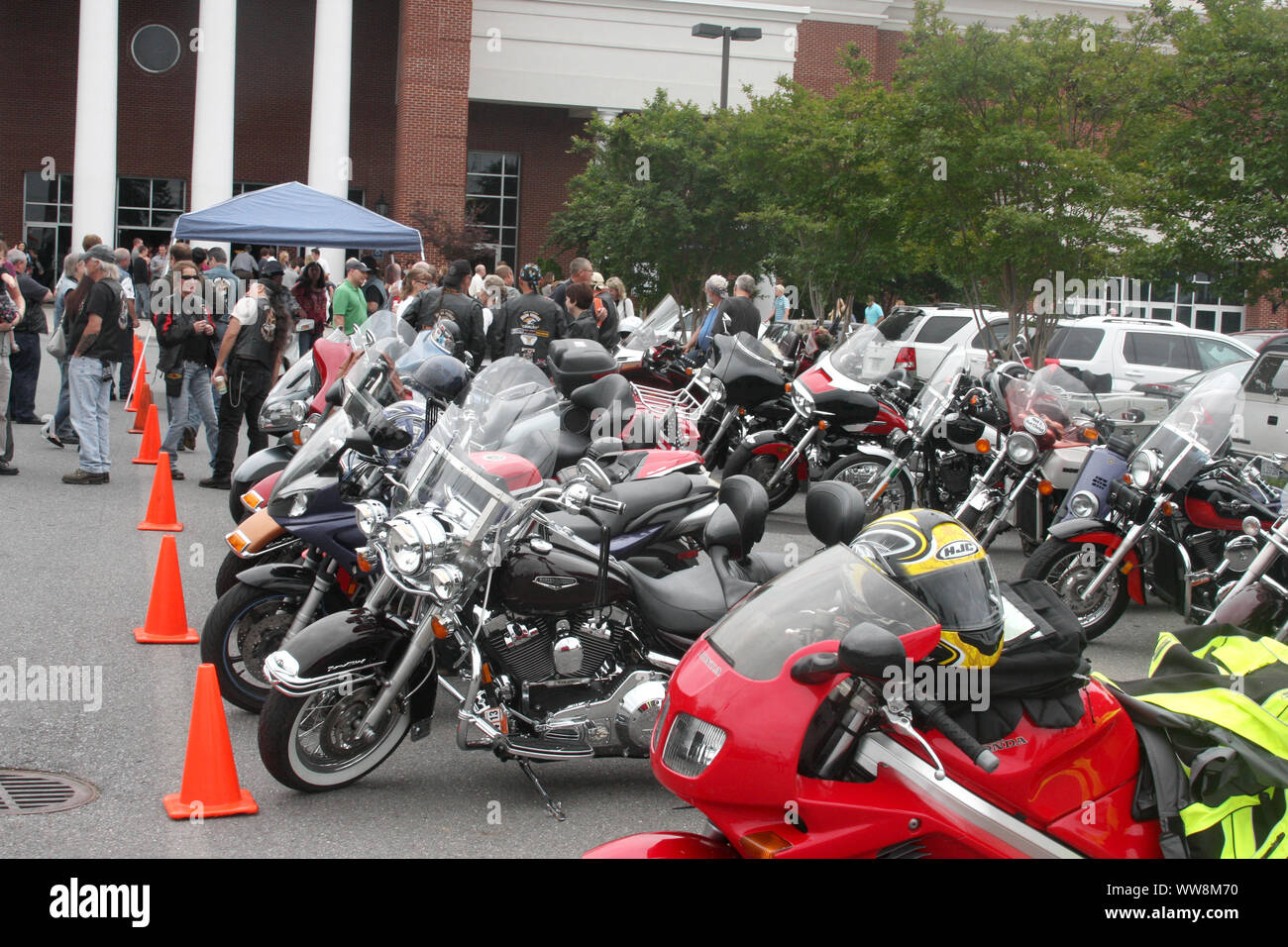 Motorcycles in the parking lot of a building in Virginia, USA Stock ...
