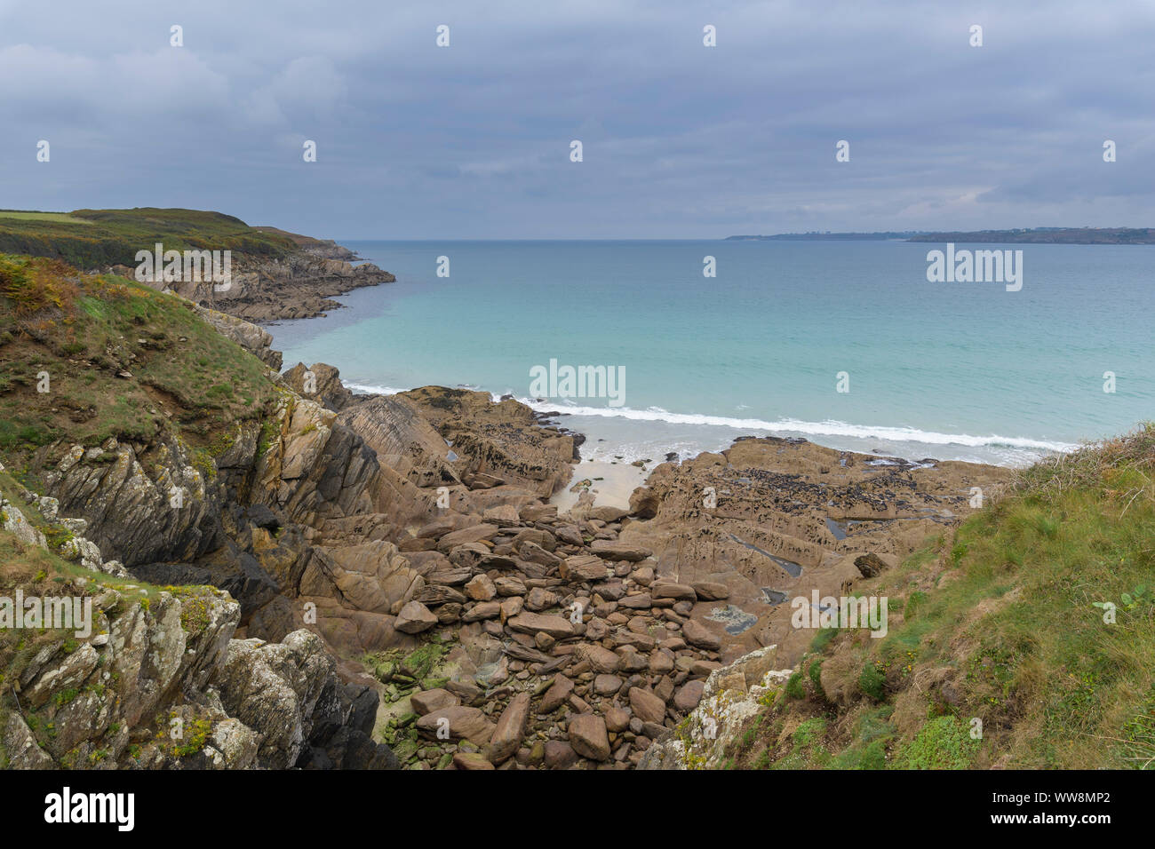 Sea bay, Pointe de Kermorvan, Le Conquet, Finistere, Brittany, France ...