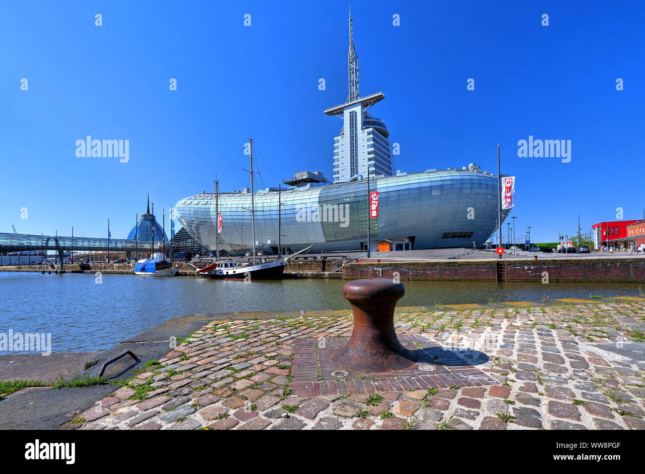 Bremerhaven germany harbour hi-res stock photography and images - Alamy