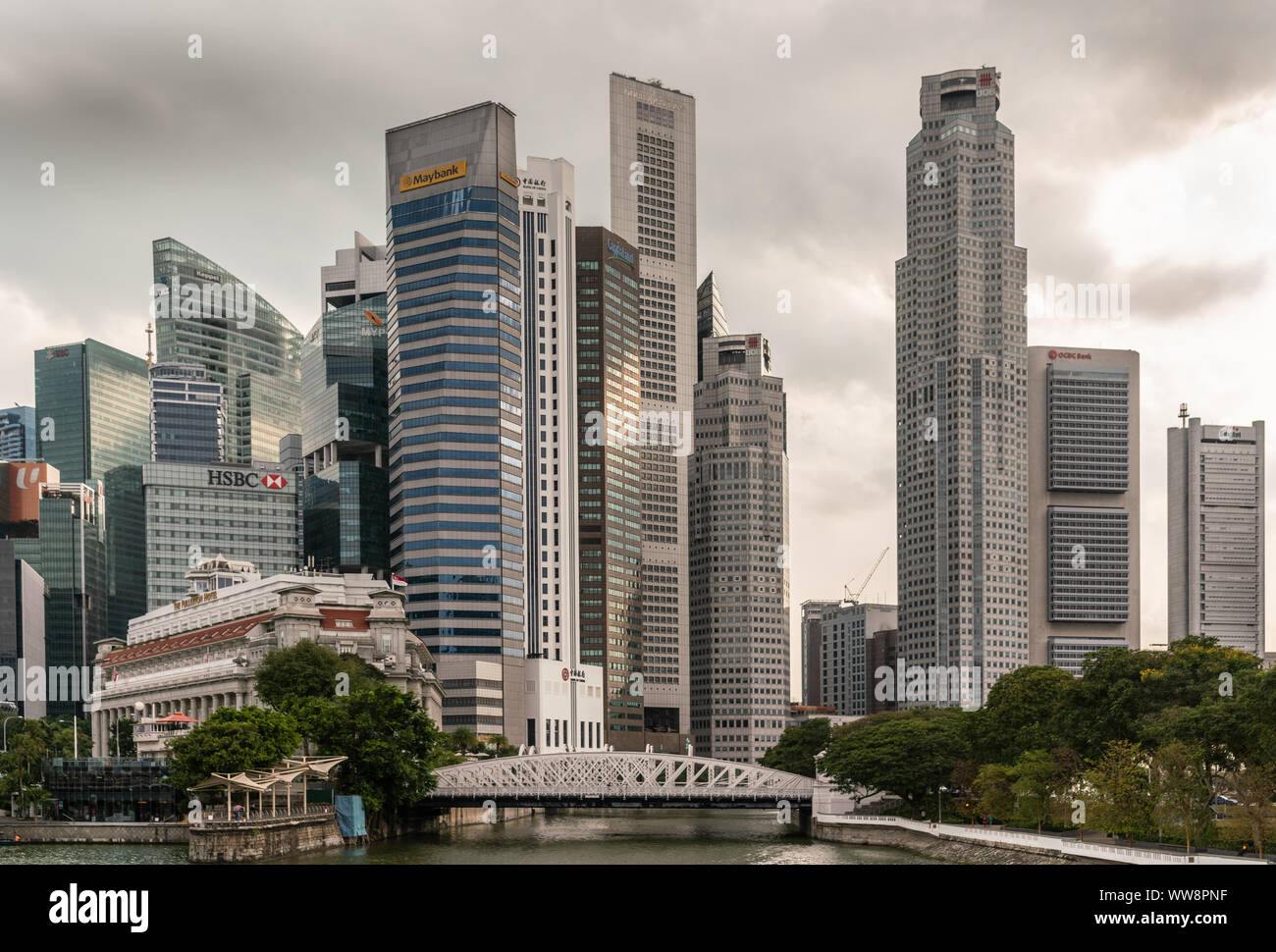 Ocbc bank building hi-res stock photography and images - Alamy