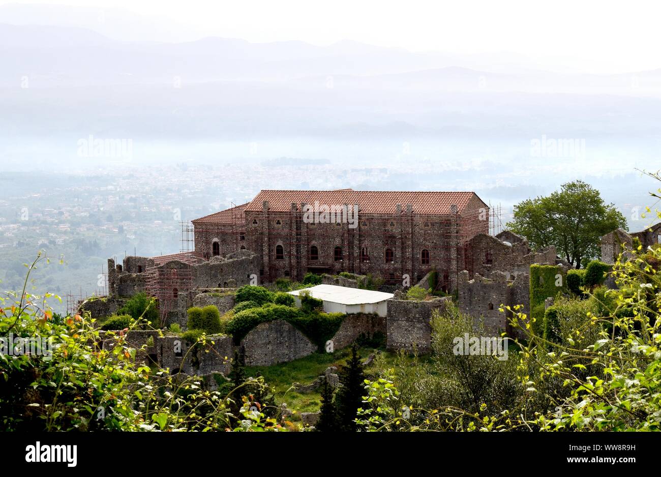 castle, mistras, medieval, town, palace, Sparti, Greece Stock Photo - Alamy