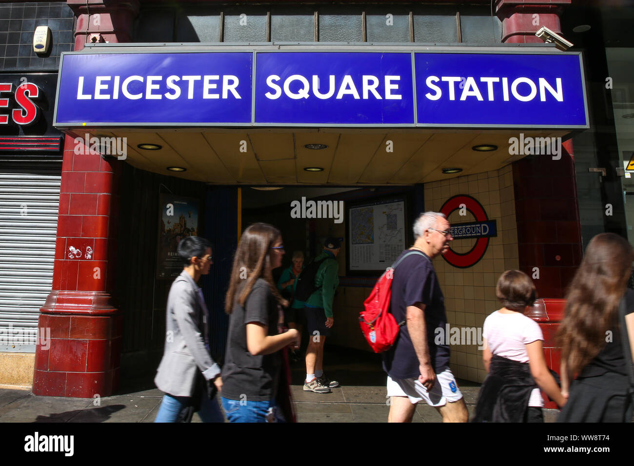 Exterior view leicester square hi-res stock photography and images - Alamy