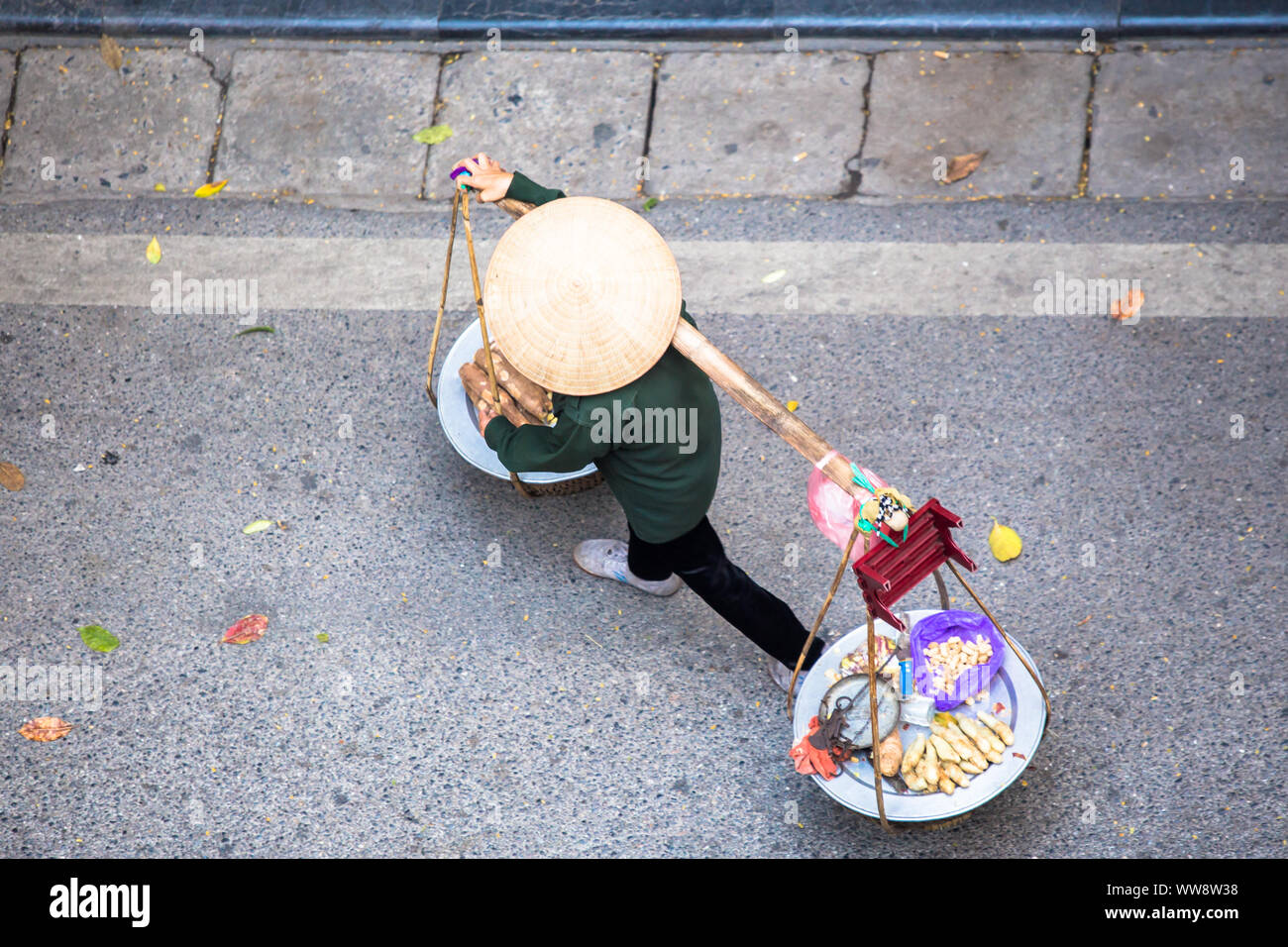 Street Peddler High Resolution Stock Photography and Images - Alamy