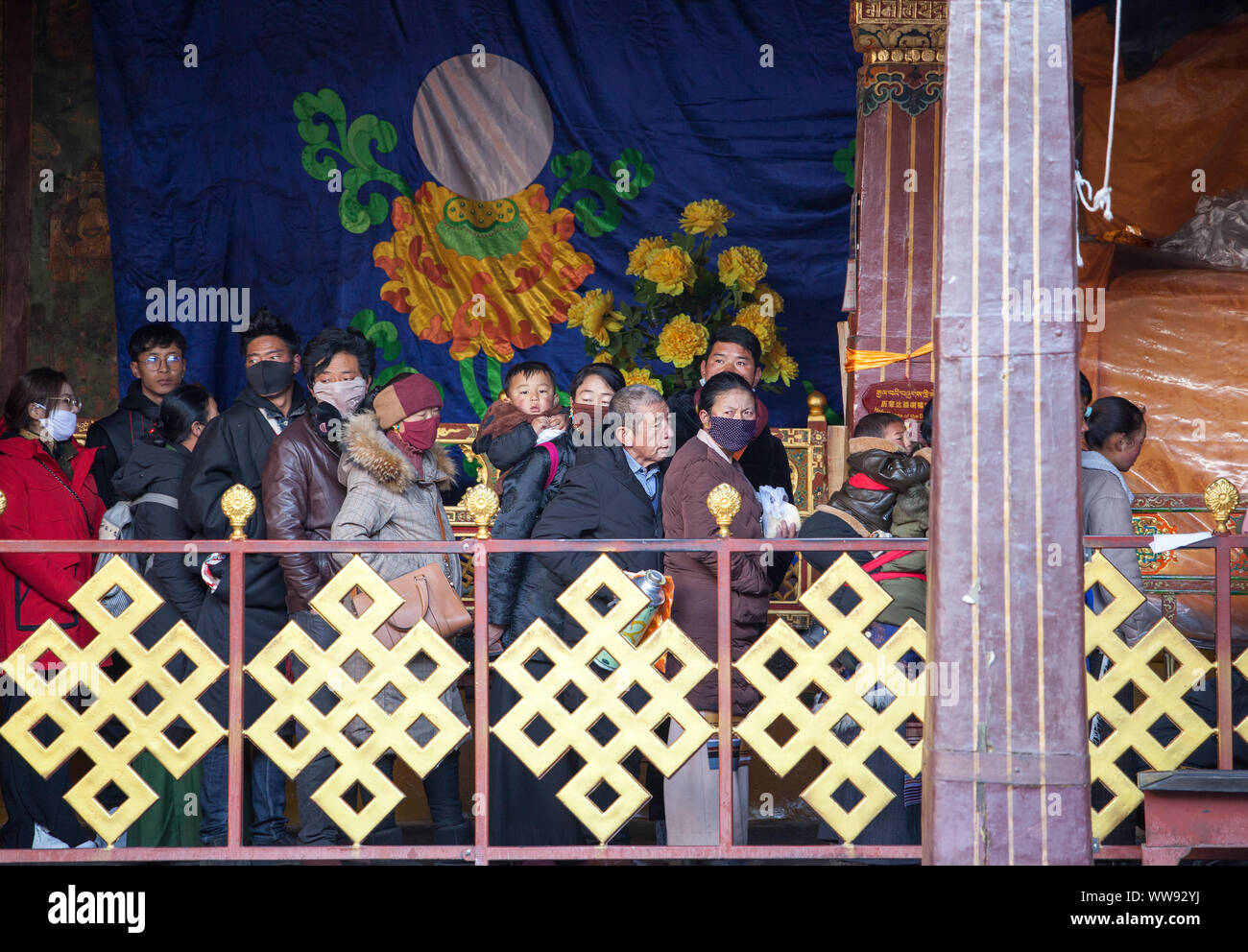 Jowo sakyamuni hi-res stock photography and images - Alamy