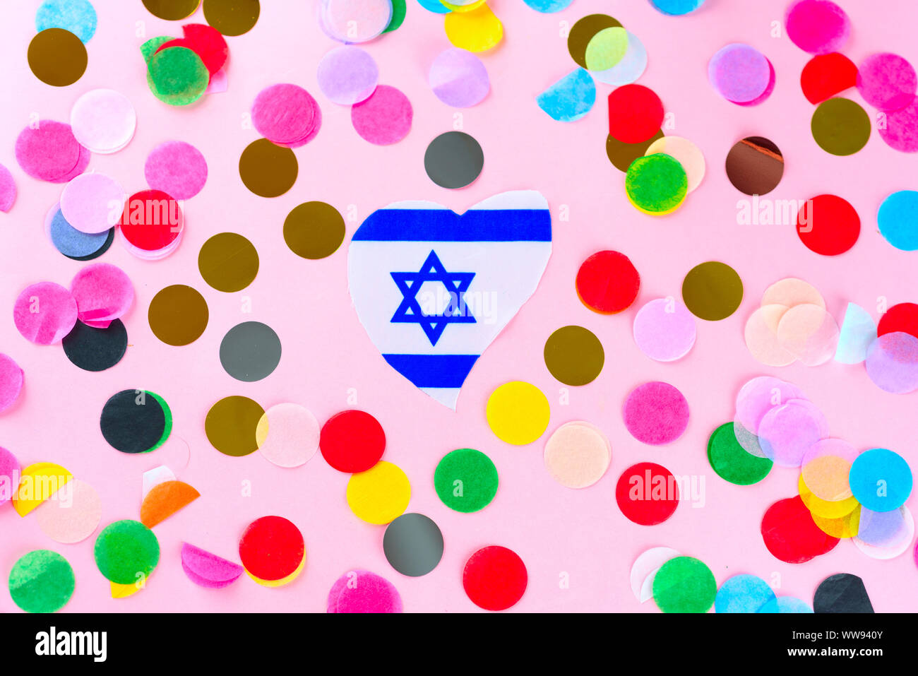Pink israeli flag hi-res stock photography and images - Alamy