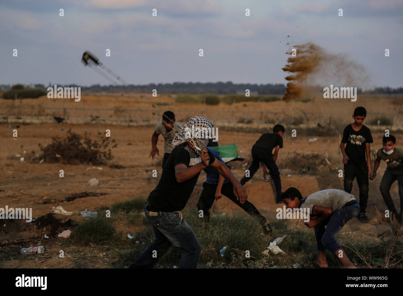 Gaza, Palestine. 13th Sep, 2019. A Palestinian demonstrator uses a ...