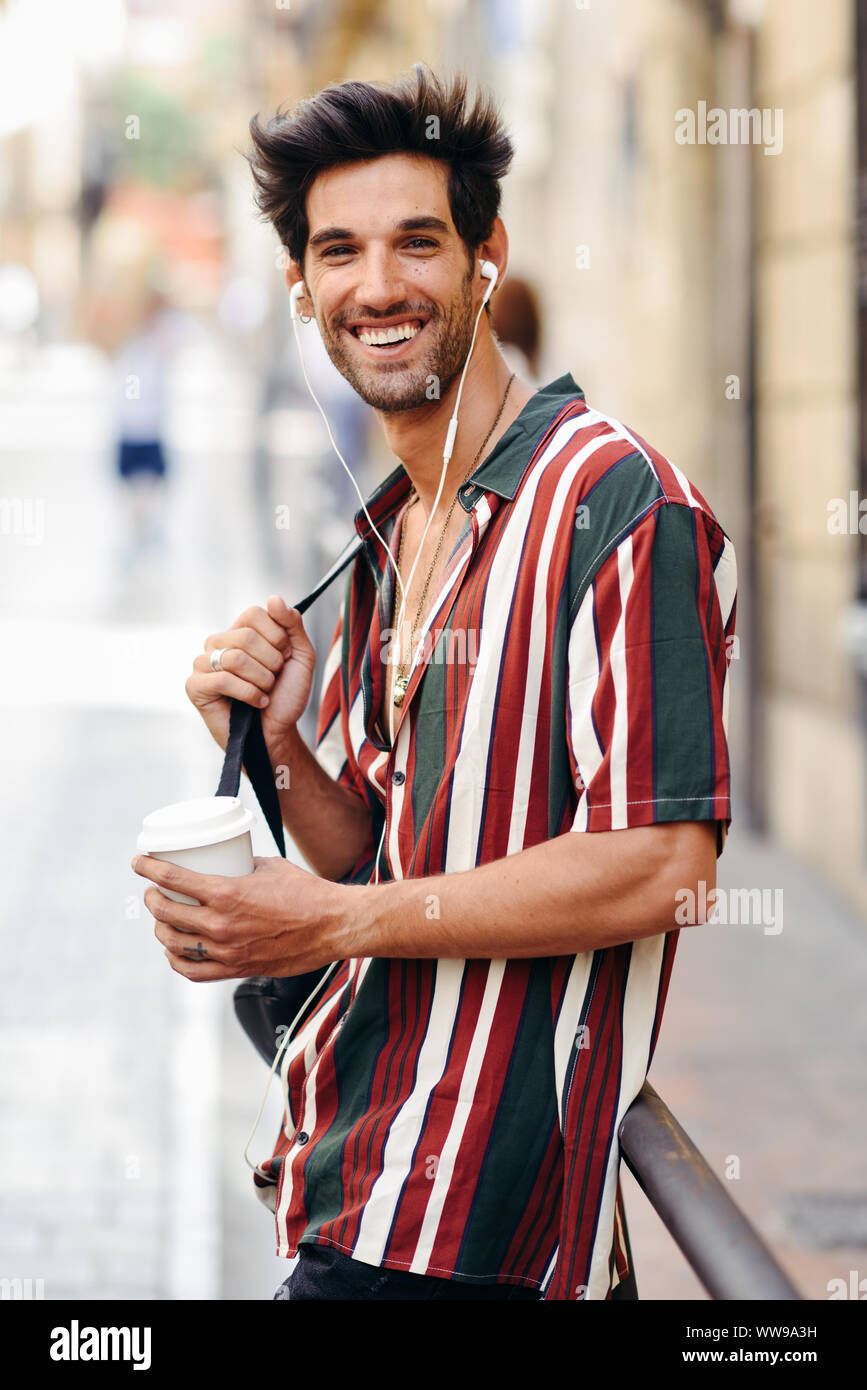 Guy traveler hi-res stock photography and images - Alamy