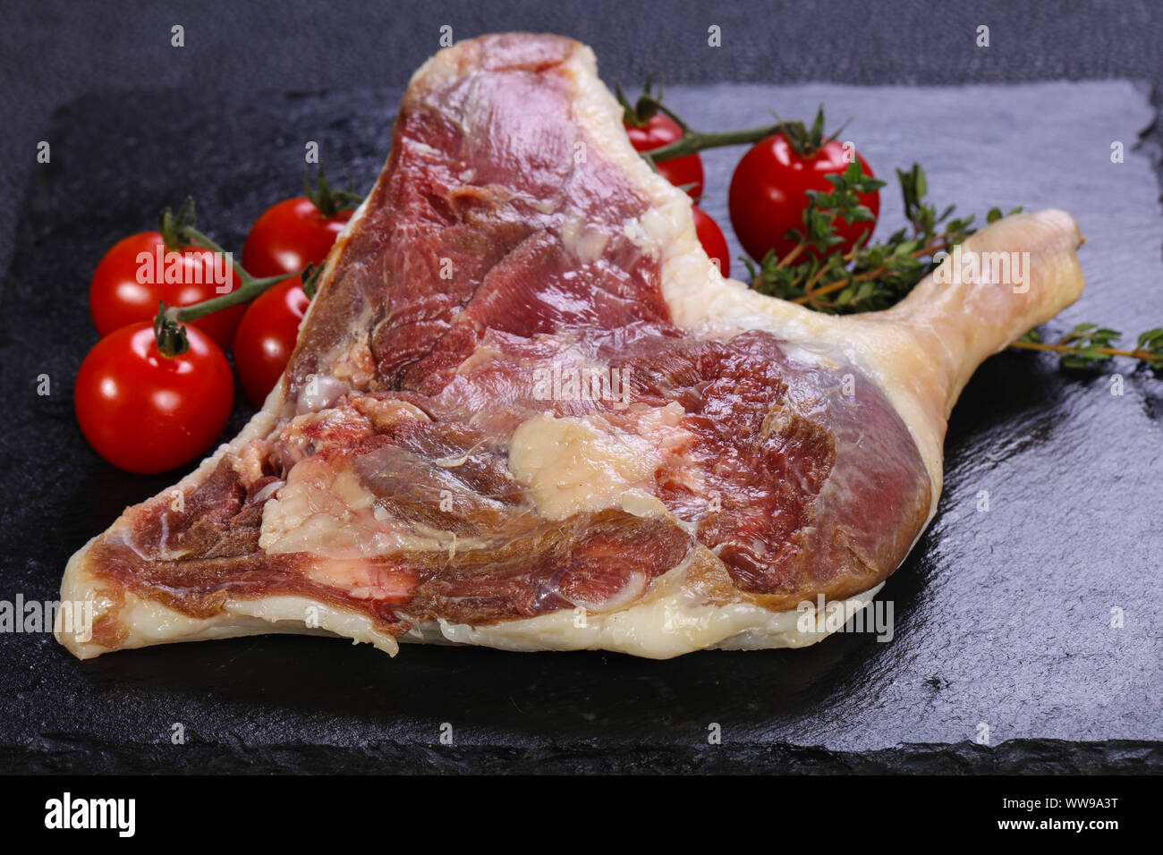 Raw duck leg ready for cooking Stock Photo - Alamy