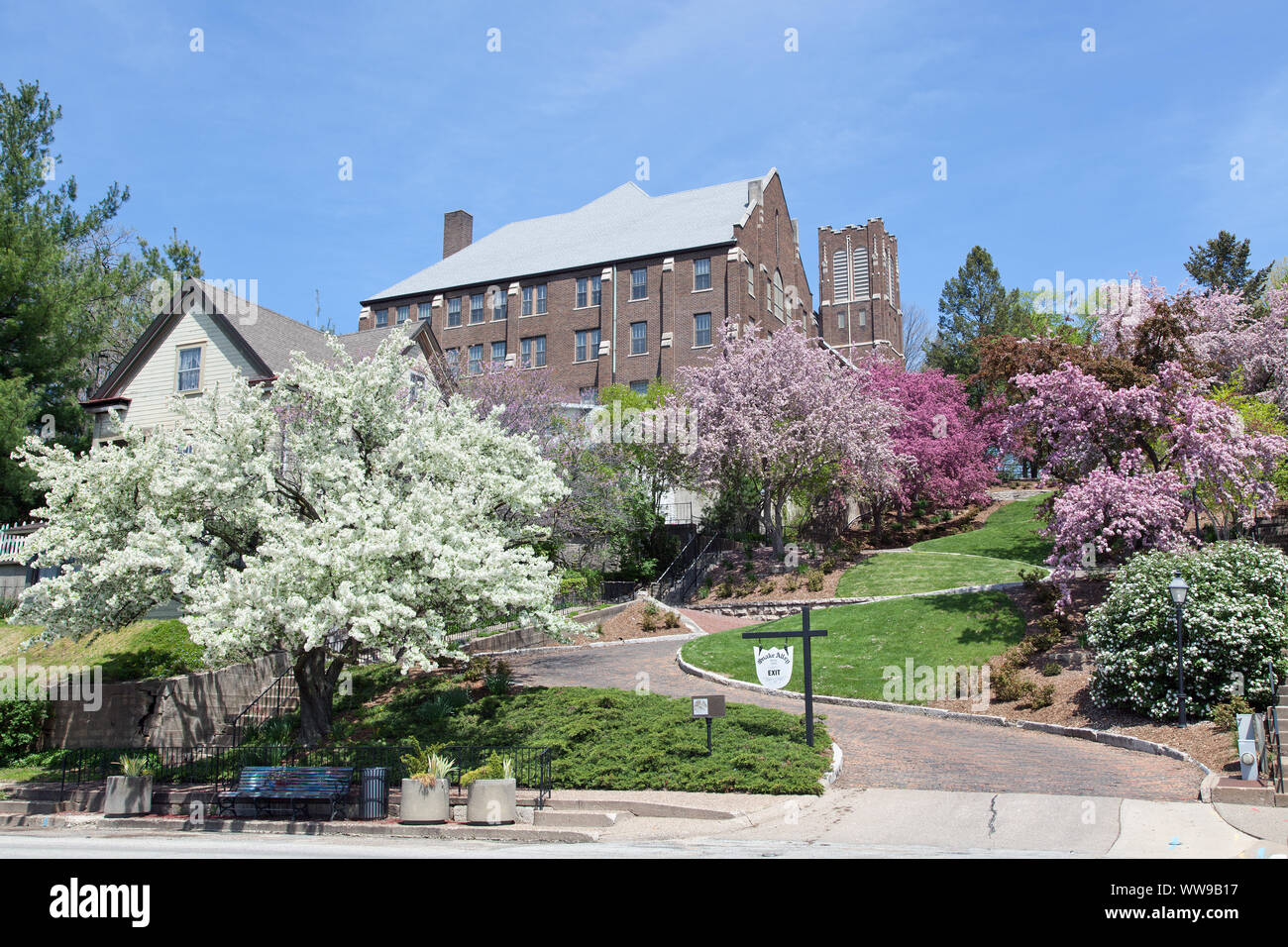 Historic Snake Alley; crookedest street in the world, in Burlington ...
