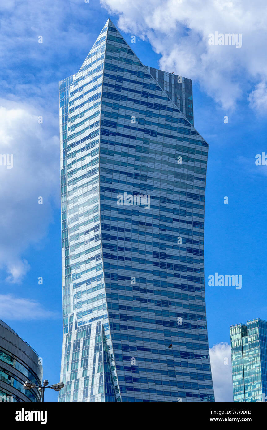 The Warsaw Spire is a complex of Neomodern office buildings in Warsaw ...