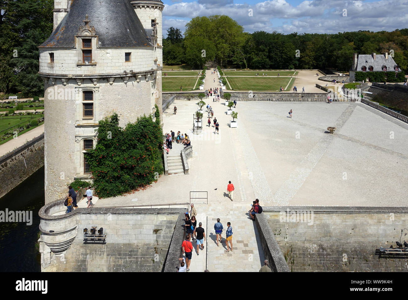 Chenonceau, France 31 July 2019: Tourists coming and going at Chateau ...