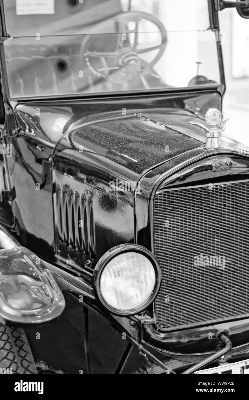 Ford model t image Black and White Stock Photos & Images - Alamy