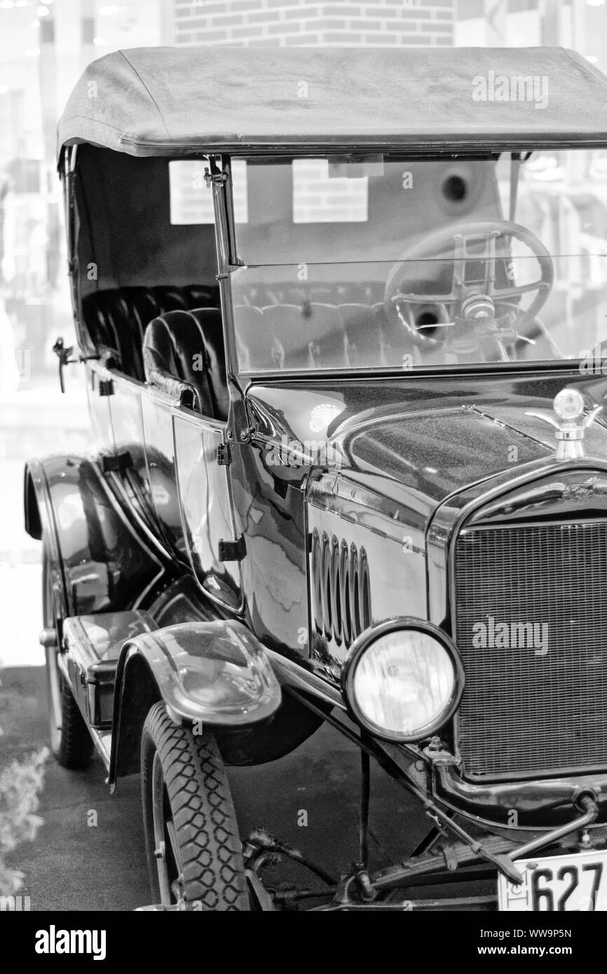Ford model t pictures Black and White Stock Photos & Images - Alamy
