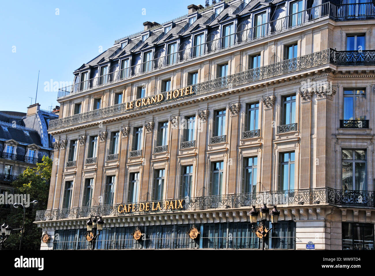Grand hôtel intercontinental paris hi-res stock photography and images ...