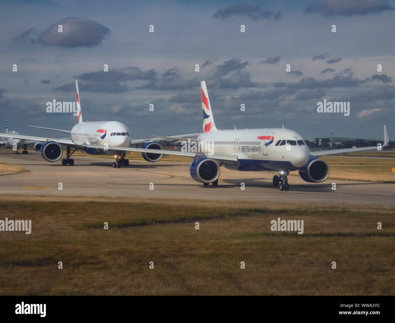 British airways grounded aircraft hi-res stock photography and images ...