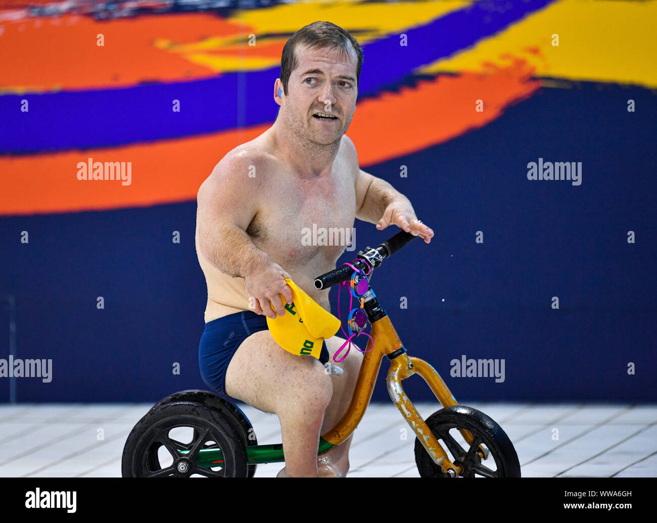 2 fish australia hi-res stock photography and images - Alamy