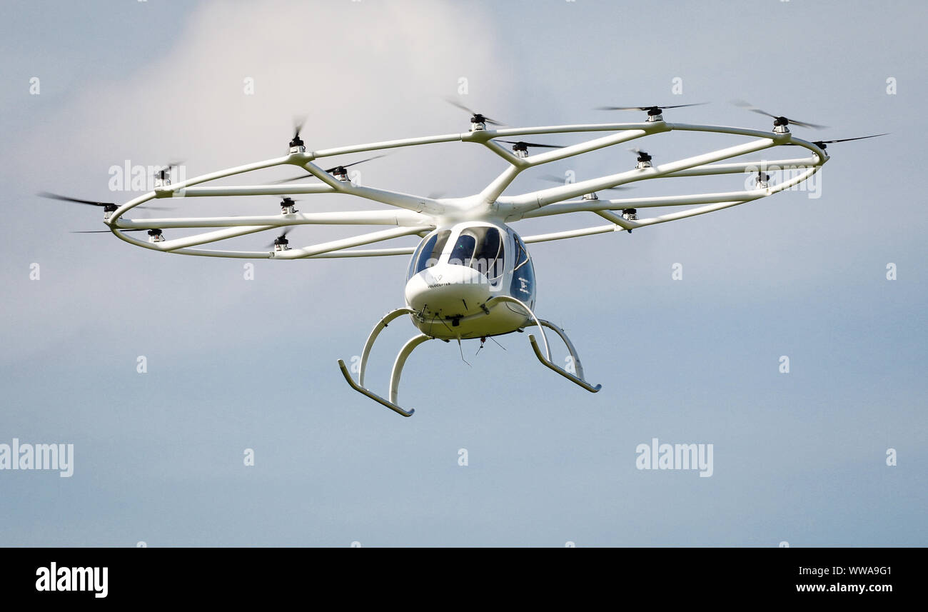 Volocopter hi-res stock photography and images - Alamy