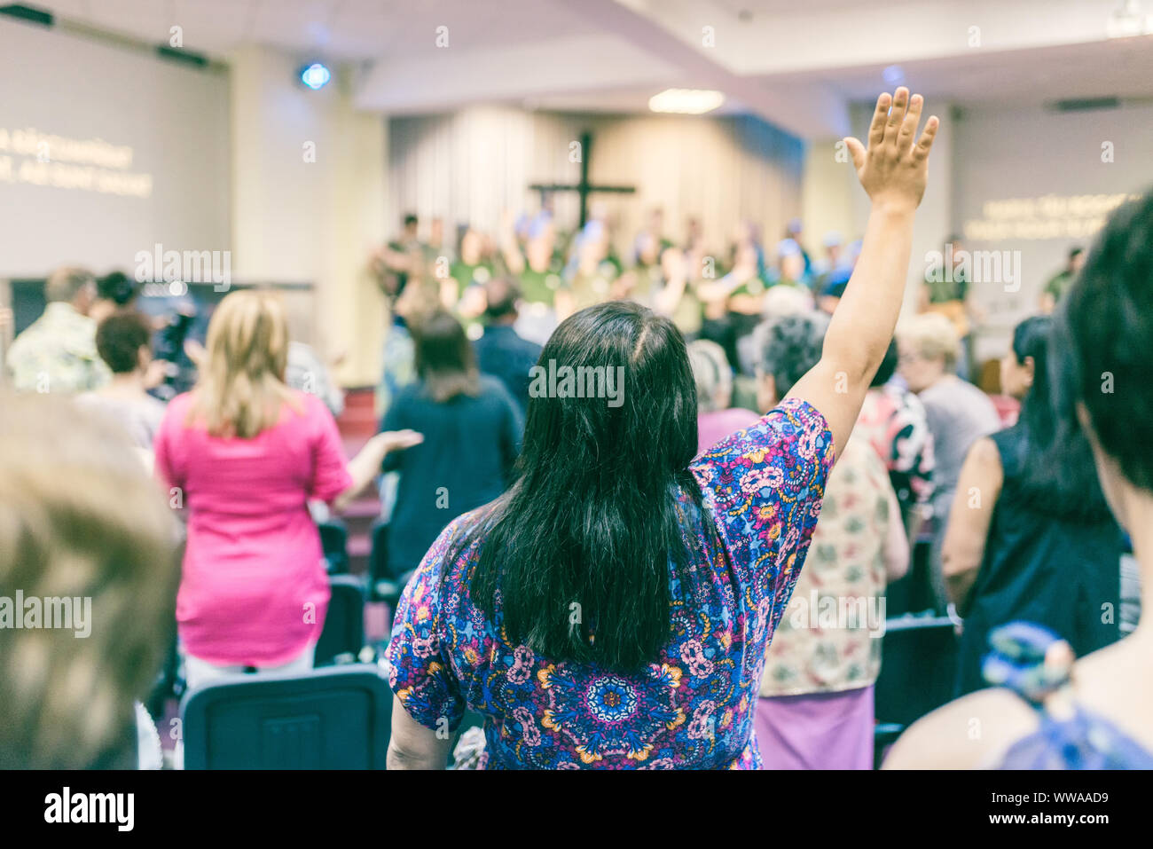 Church clap sing hi-res stock photography and images - Alamy