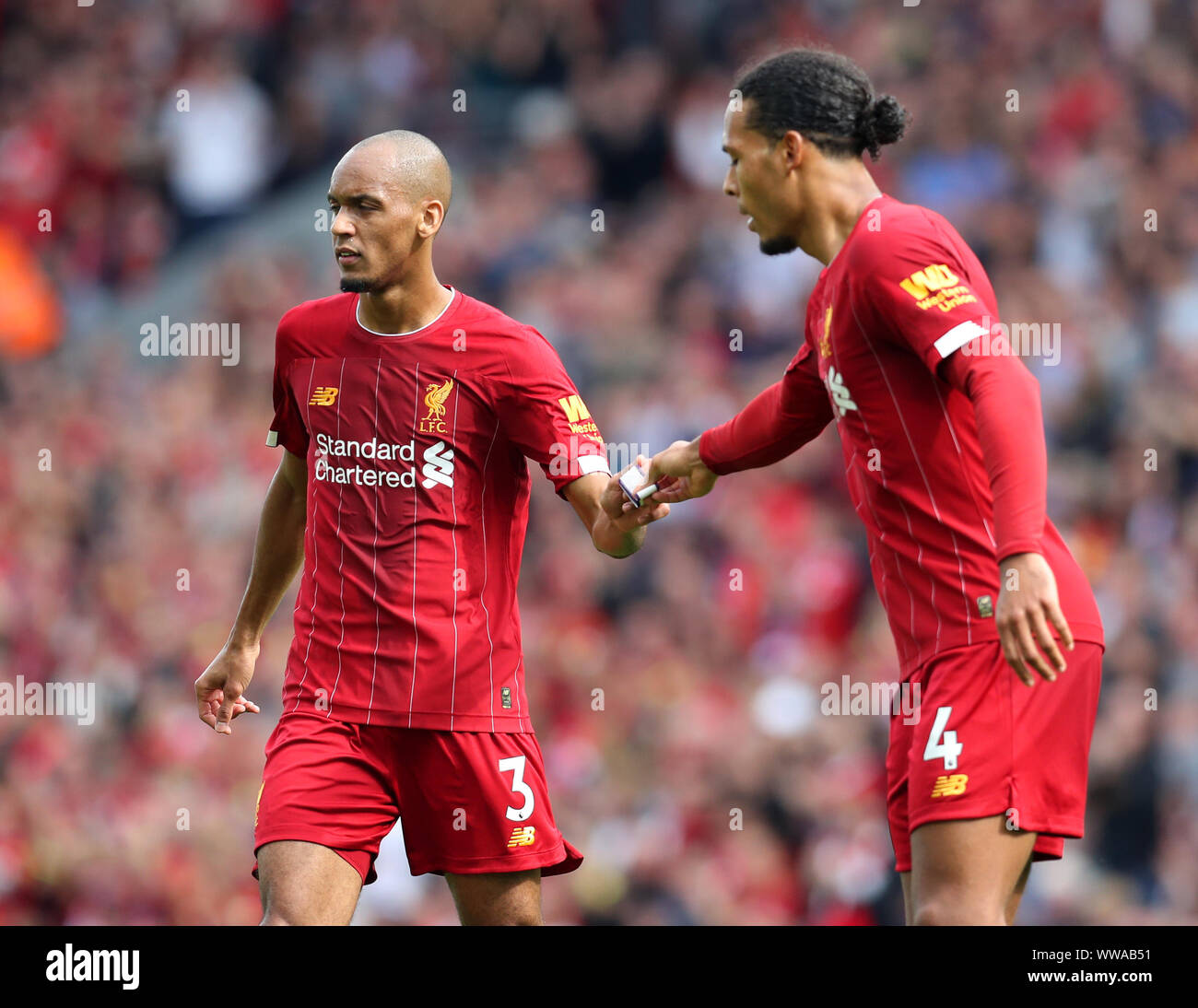 Captain armband premier league hi-res stock photography and images - Alamy