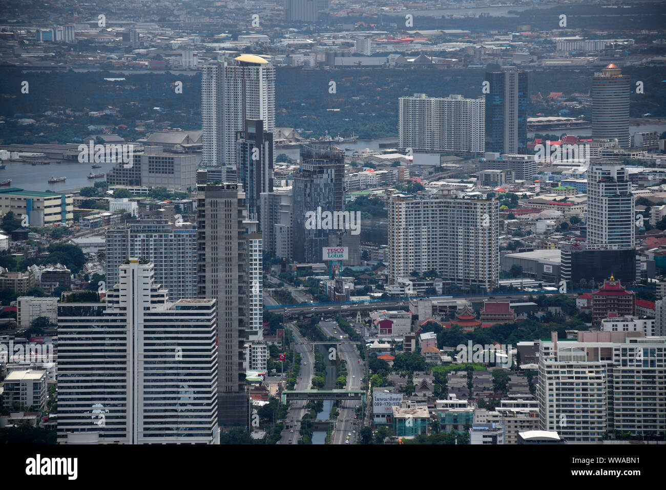 Panoramic skyline view of Bangkok from above from The Peak (314 meters ...