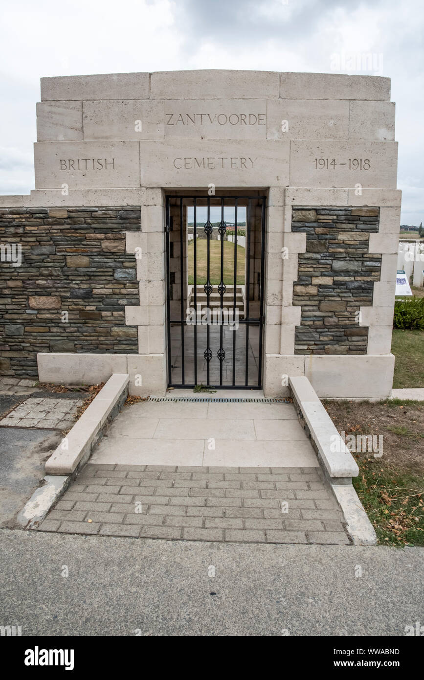 Cwgc headstones hi-res stock photography and images - Alamy