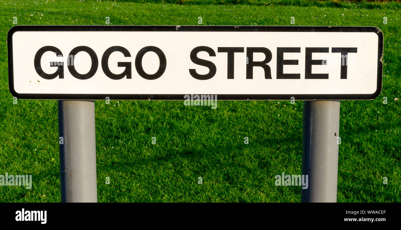 Street name plate for gogo street hi-res stock photography and images ...