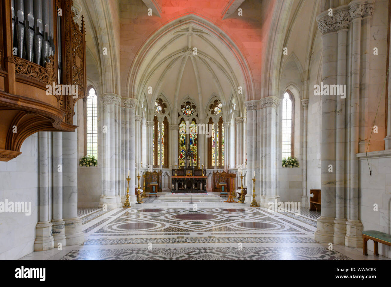 Family chapel hi-res stock photography and images - Alamy