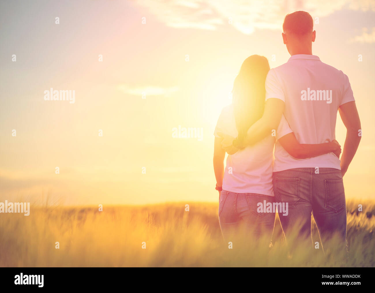 Couple admire view hi-res stock photography and images - Alamy