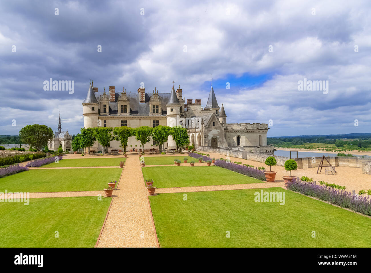 Amboise exterior view of castle hi-res stock photography and images - Alamy