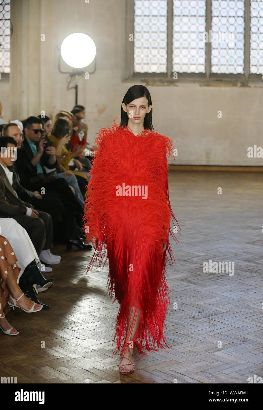 Models on the catwalk of Sharon Wauchob Spring/Summer 2020 London ...
