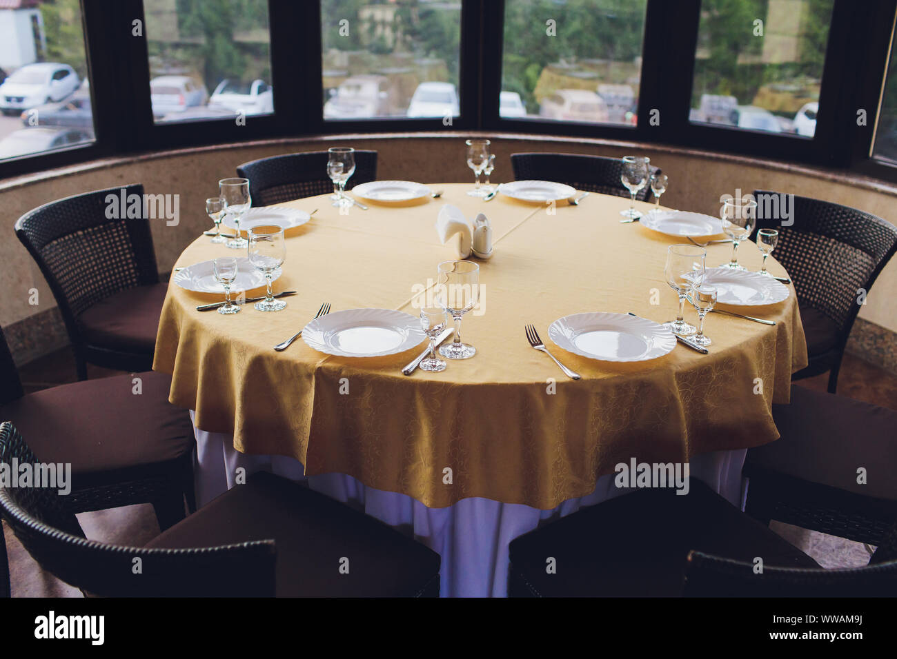 table setting, festive round tables ready for guests Stock Photo - Alamy