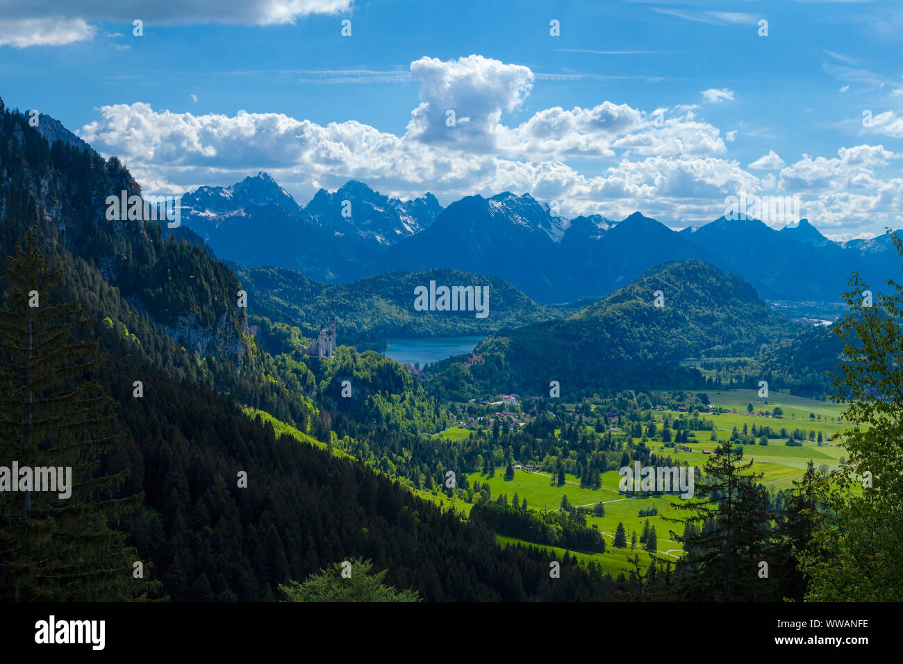 Canopy mountain hi-res stock photography and images - Alamy