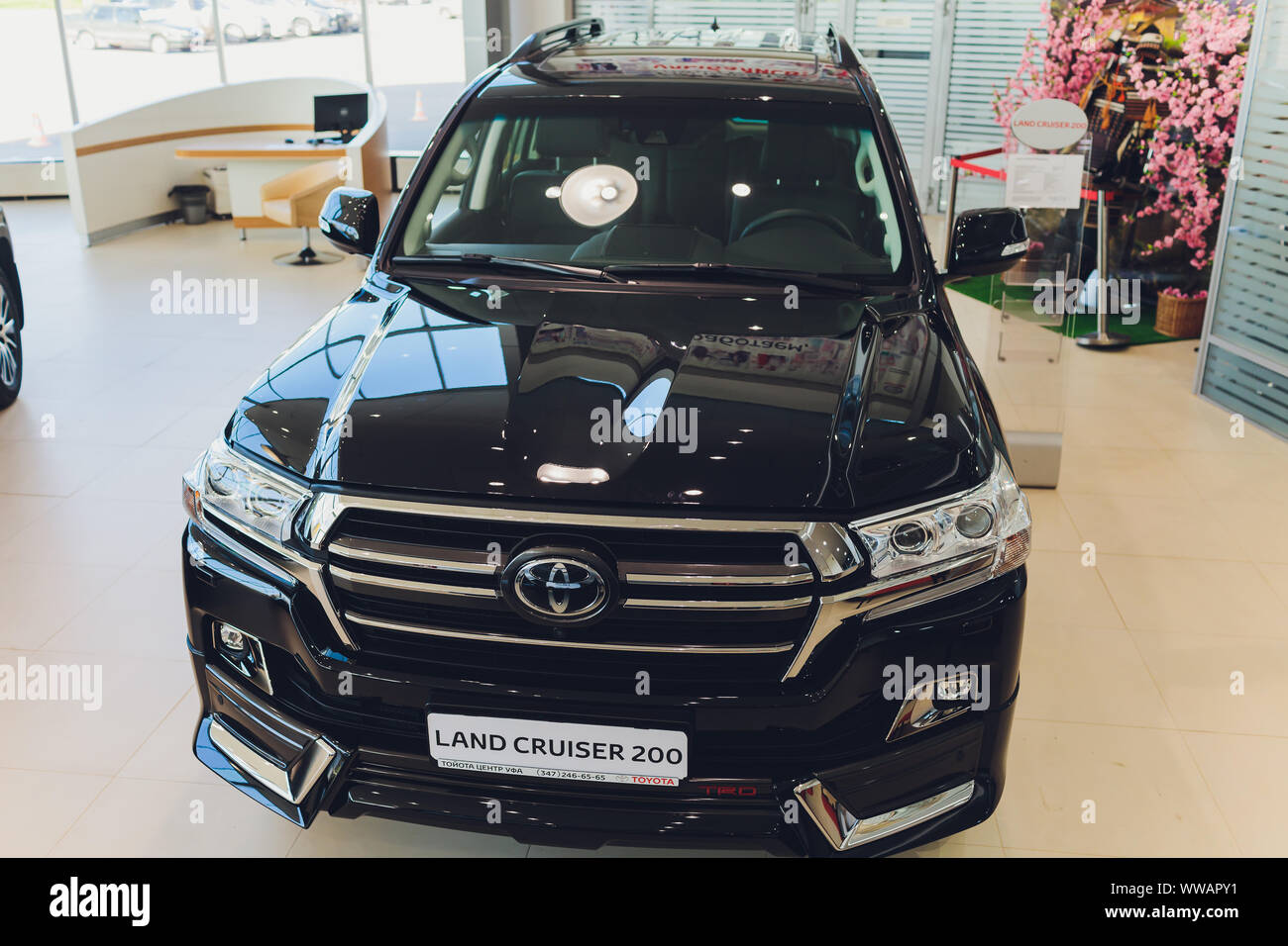Toyota land cruiser 200 hi-res stock photography and images - Alamy