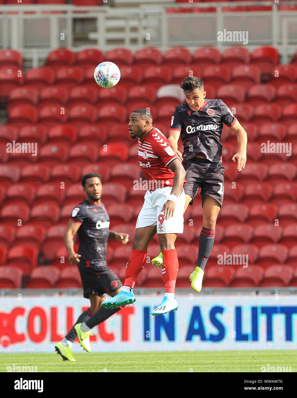 Tom mcintyre reading hi-res stock photography and images - Alamy