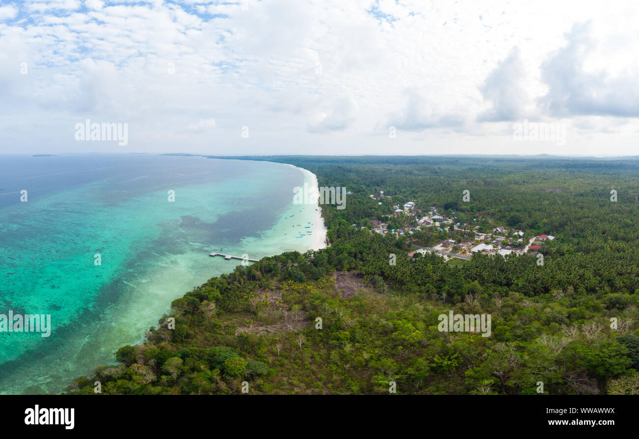 Aerial view tropical beach island reef caribbean sea at Pasir Panjang ...