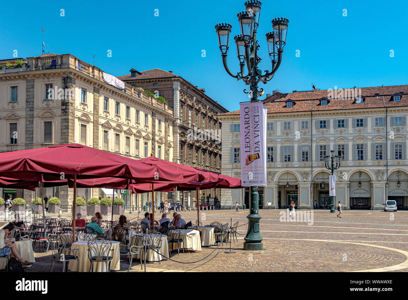 Porticos turin hi-res stock photography and images - Alamy